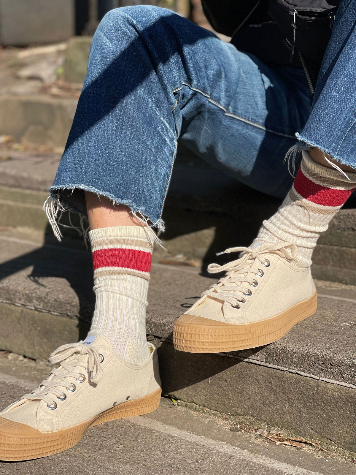 The Joe | Men's Crew Length Cream, Red & Gold Vintage Sports Socks